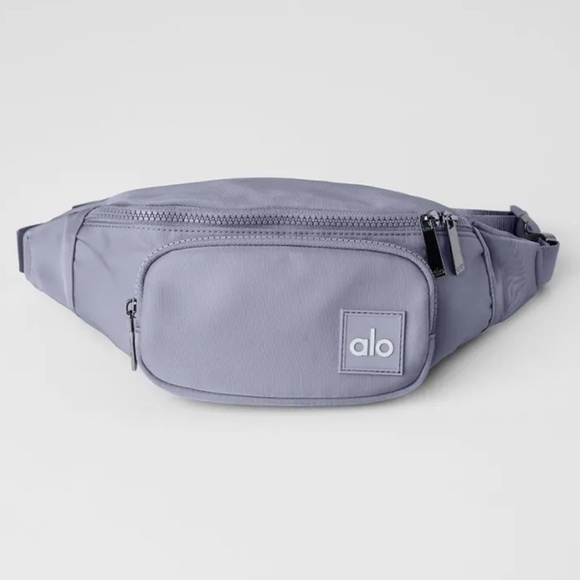 ALO Yoga | Bags | Alo Yoga Explorer Fanny Pack | Poshmark